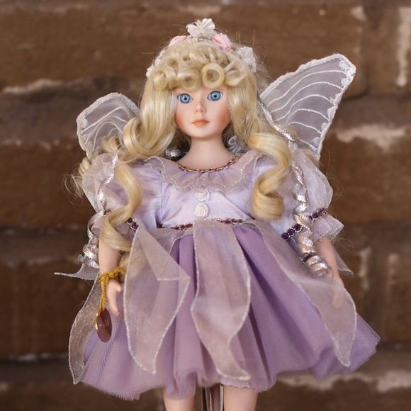Carol Anne | Art | Carol Anne Porcelain Fairy Ballerina 47500 | Poshmark